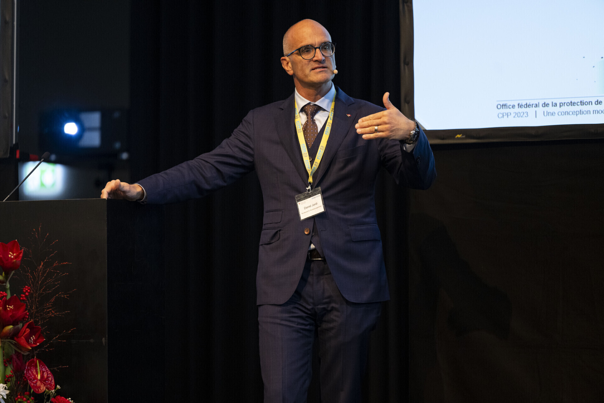 #BSK23: Erfahrungen aus der Ukraine - Bevölkerungsschutz im Krieg ...