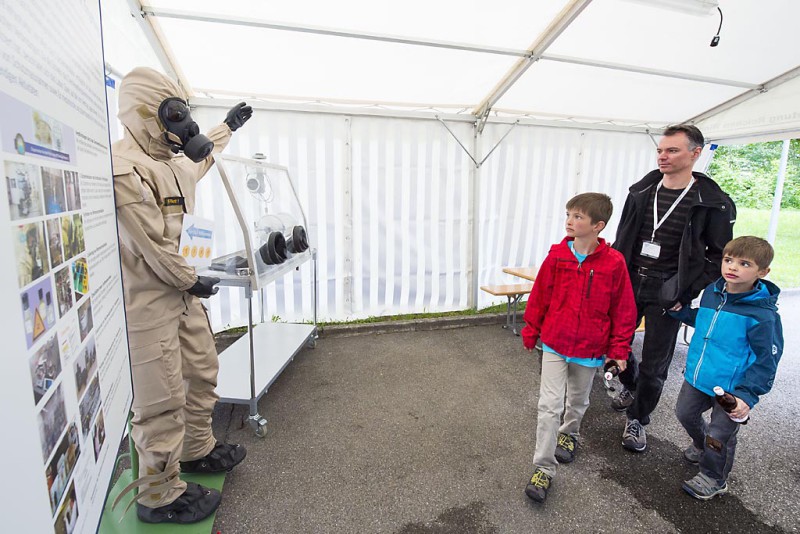 Bilder vom Tag der offenen Tür im Labor Spiez